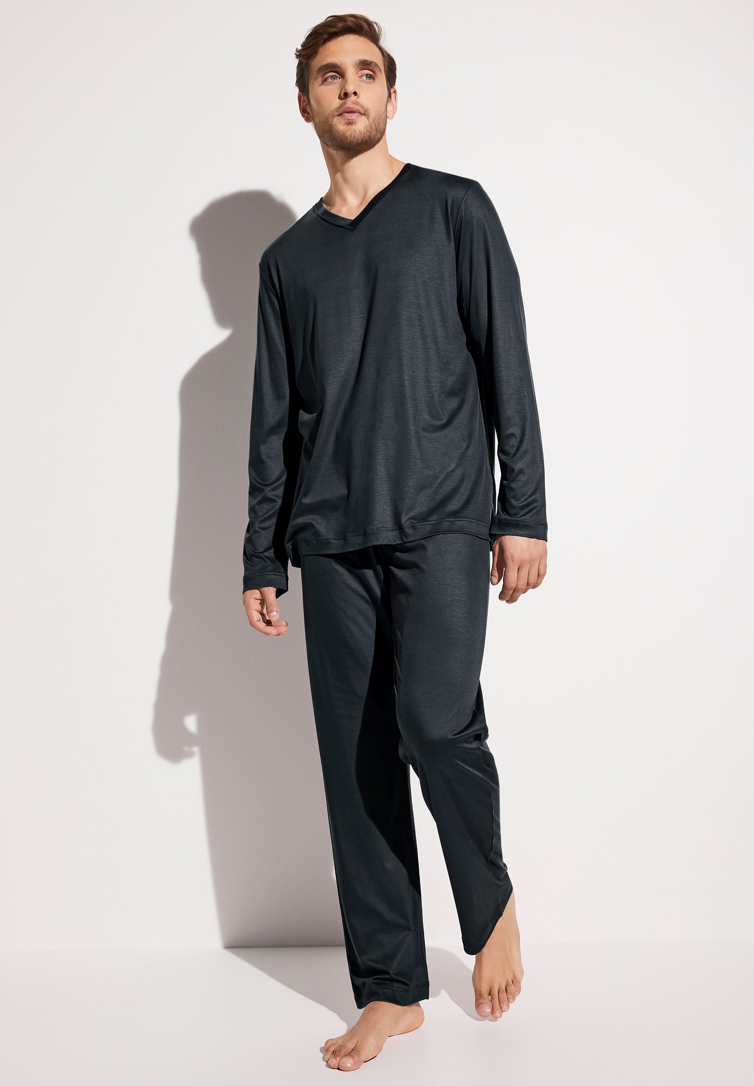 Sustainable Luxury | Pyjama lang - dark slate - Zimmerli of Switzerland ...