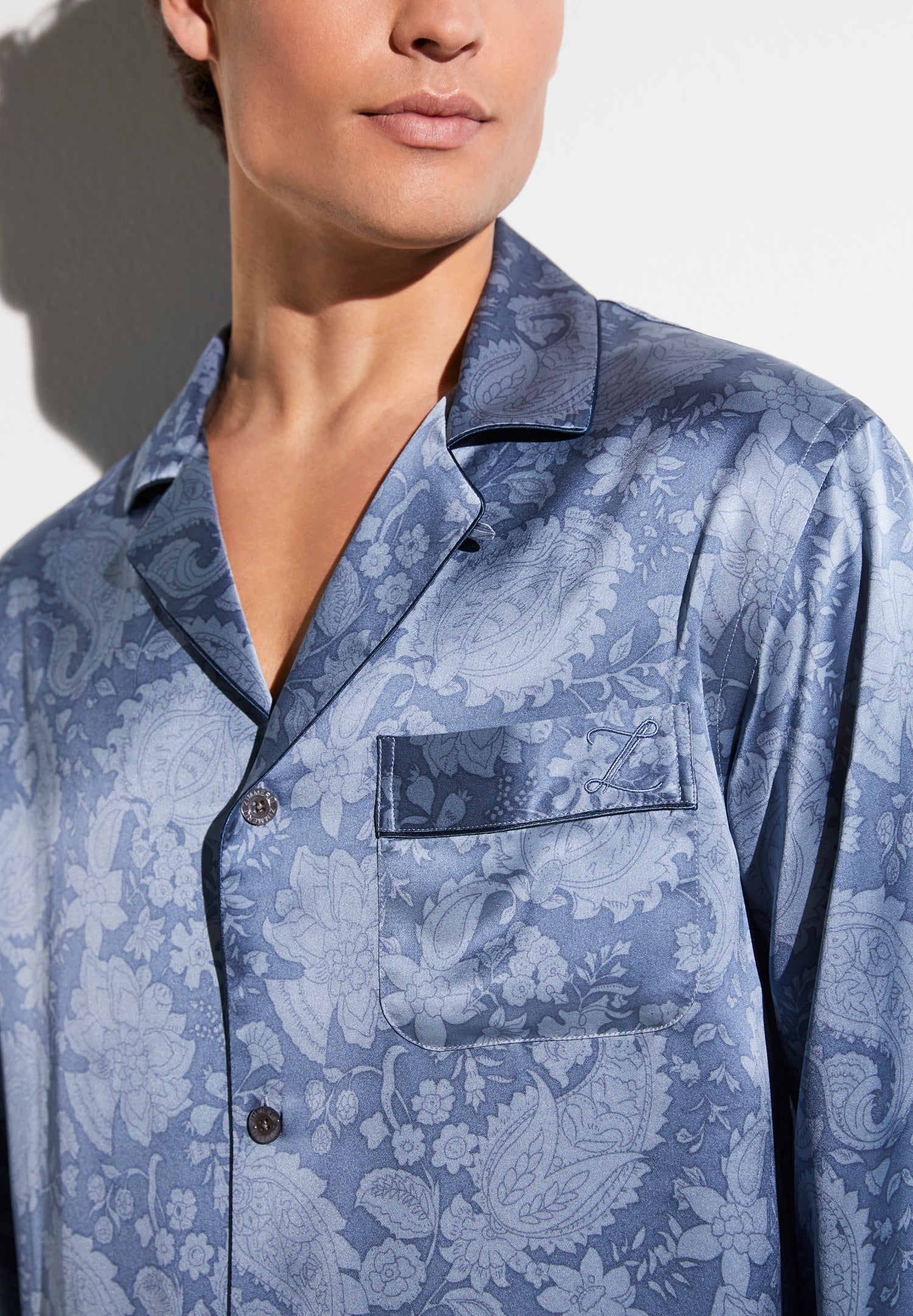 Silk Nightwear | Pyjama lang - paisley blue - Zimmerli of Switzerland ...