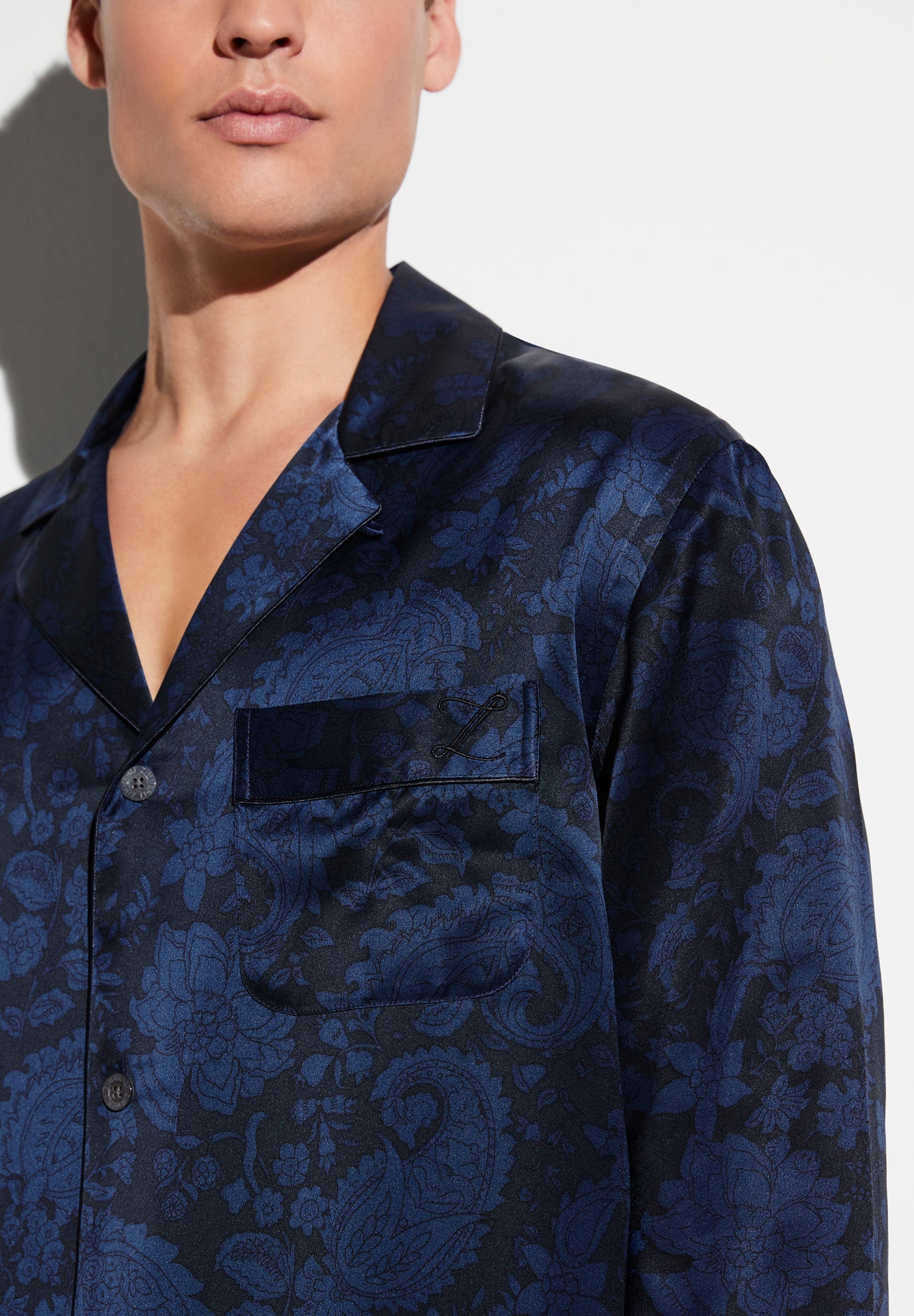 Silk Nightwear | Pyjama lang - paisley dark blue - Zimmerli of ...