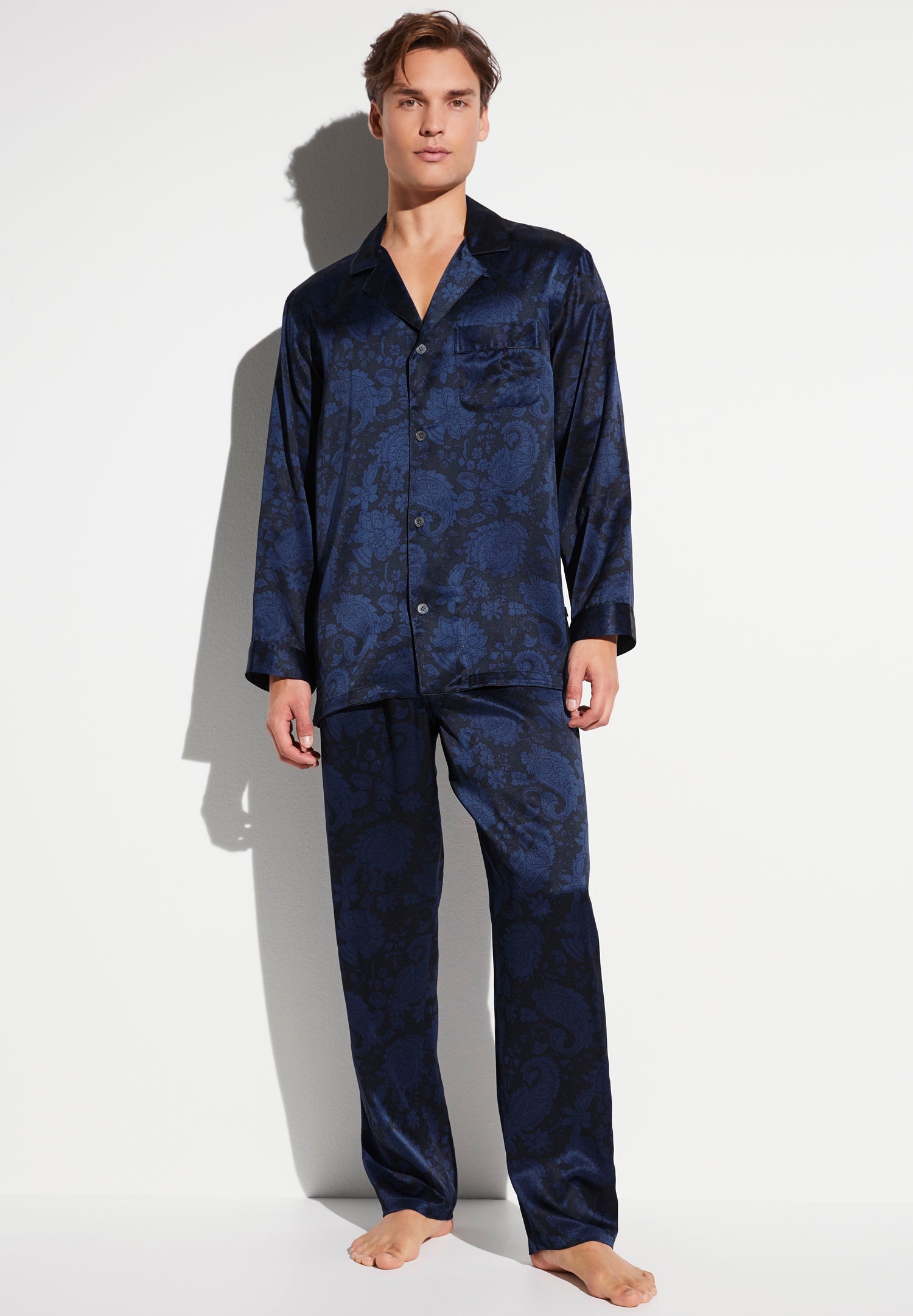 Silk Nightwear | Pyjama lang - paisley dark blue - Zimmerli of ...